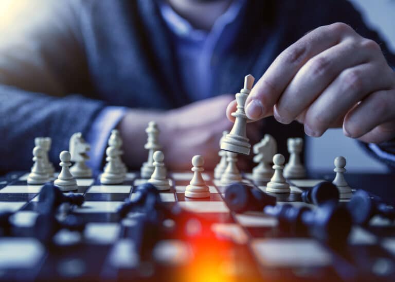 10 Smooth Tactics Manipulative Men Use On You » GoDates