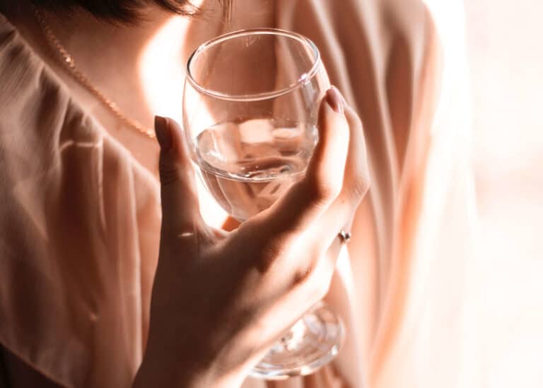 How to Be More Vulnerable In a Relationship: 7 Steps » GoDates