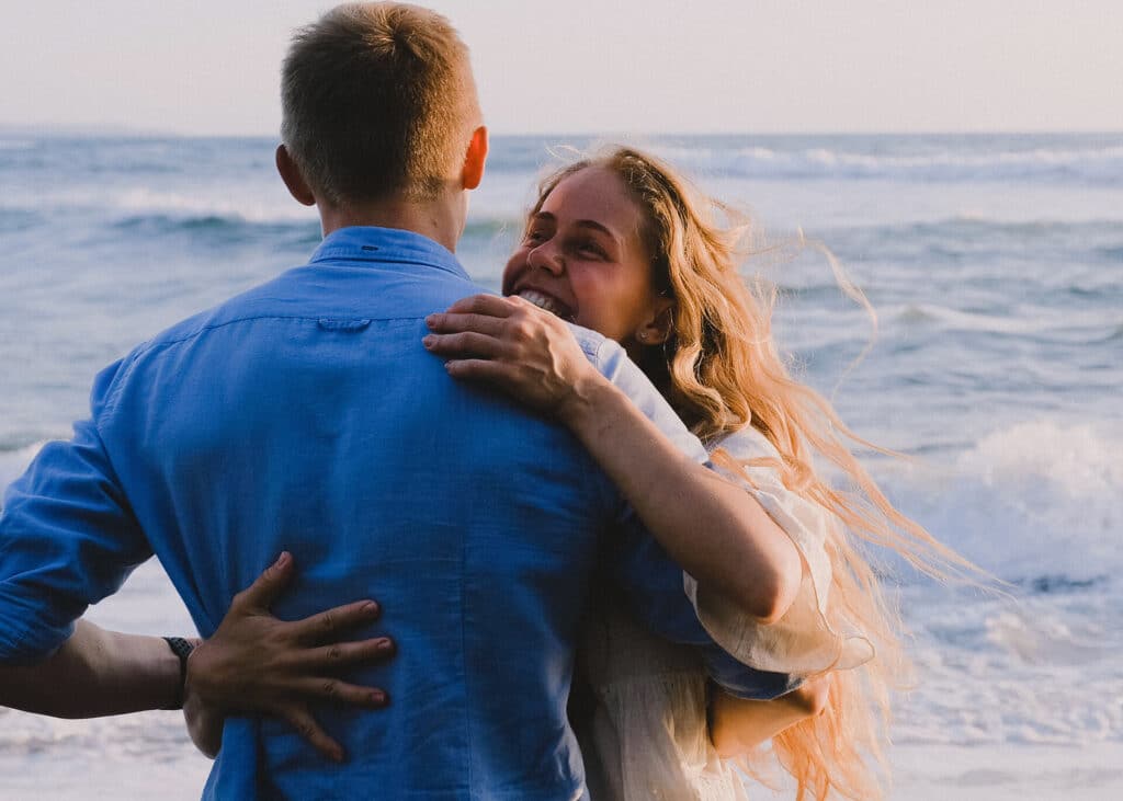 How Do You Know You Love Someone? 20 Signs » GoDates