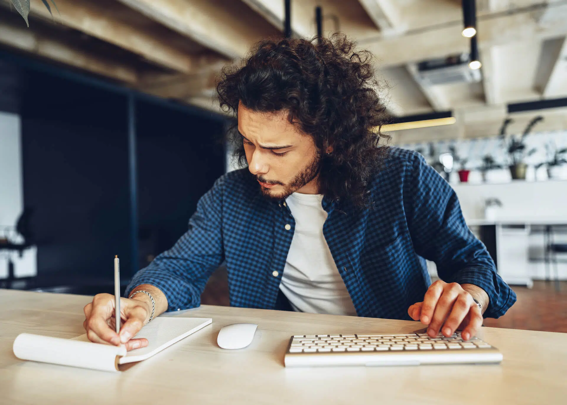 Why Guys Don't Call When They Like You: 15 Reasons » GoDates